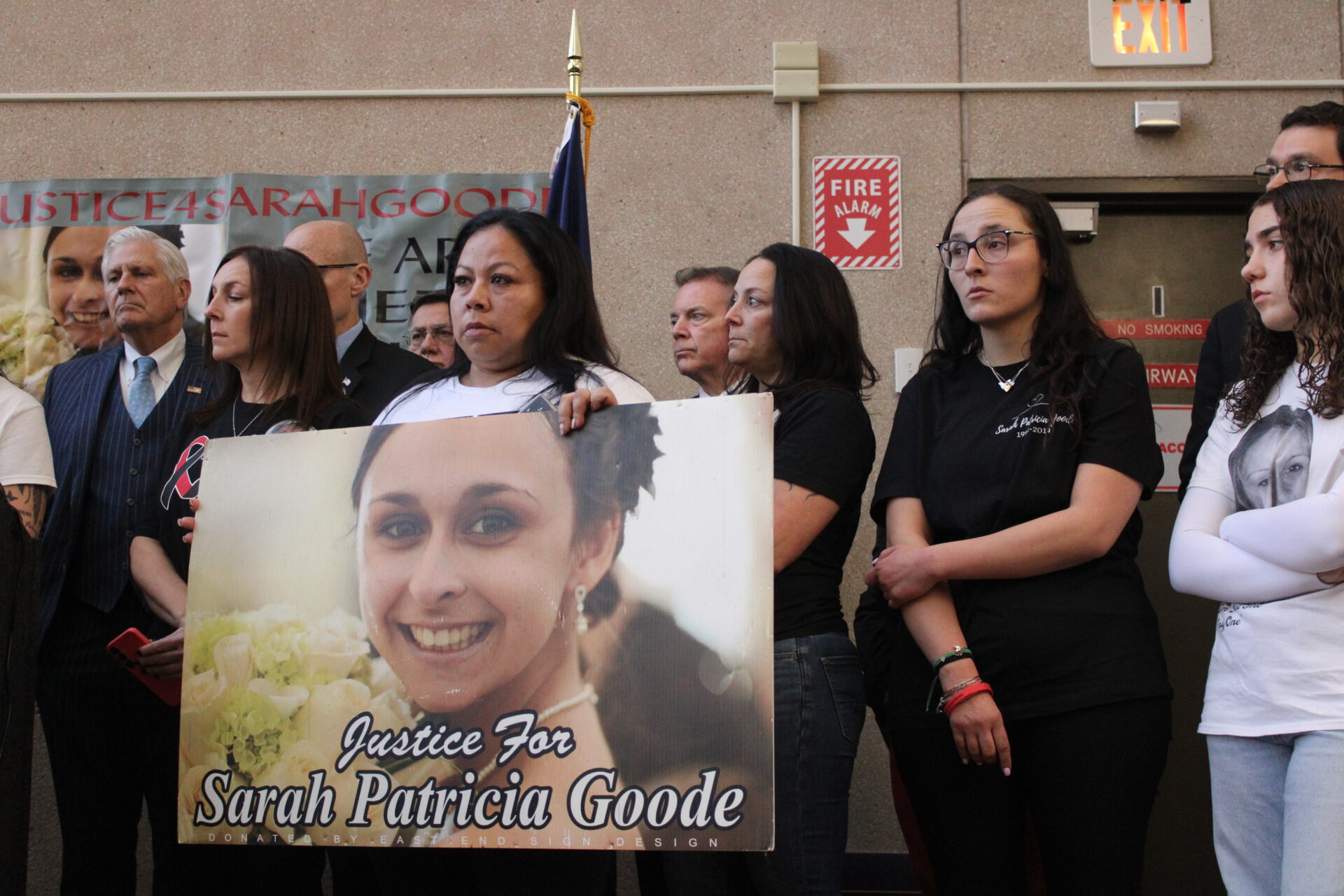Crime Victim’s Family Rallies to Pass ‘Sarah’s Law’ - Messenger Papers